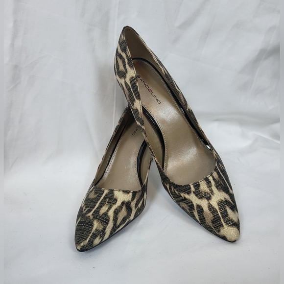 Bandolino | Shoes | Bandolino Womens Kami Black Gold Animal Print ...